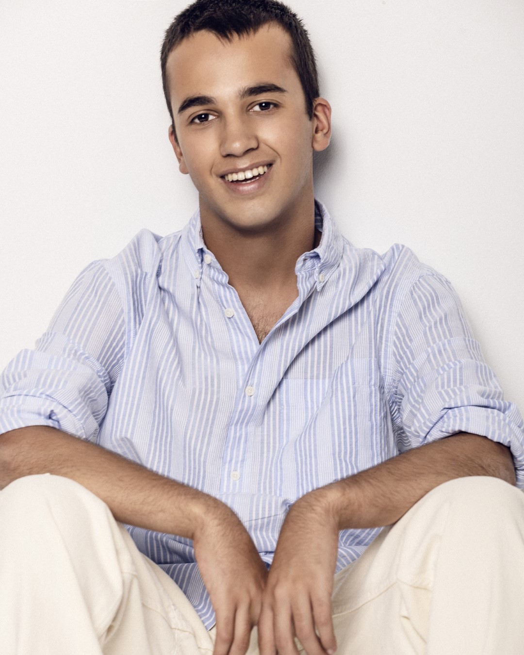 Alex Luna | Actor - Alex Luna